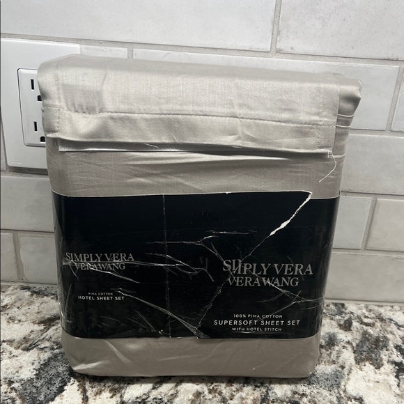 Simply Vera Vera Wang | Bedding | New Simply Vera Vera Wang King Sheet ...